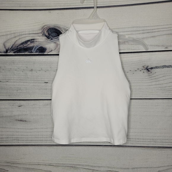 ALO Yoga | Tops | Alosoft Top White Bra Tank Size Small | Poshmark